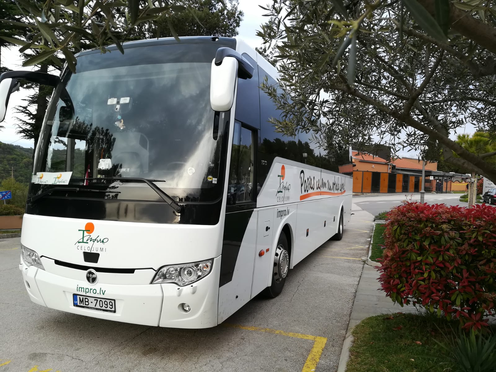 Impro Ceļojumi - Autobusi