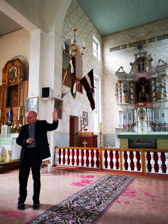 Impro Ceļojumi - ADVENTES IESKANDINĀŠANA LEIŠMALĒ! KOPĀ AR ĒRĢELNIEKU ...