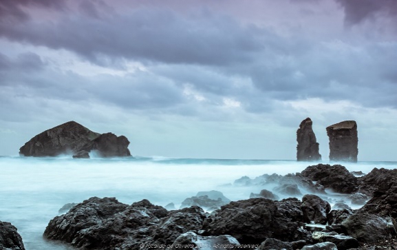 ATLANTIJAS OKEĀNA GLEZNAINĀS AZORU SALAS