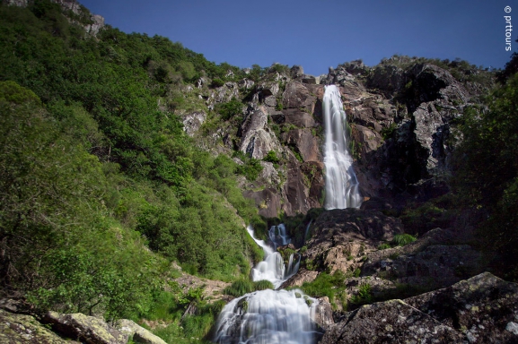 BRĪVDIENAS PORTO UN DOURO IELEJĀ