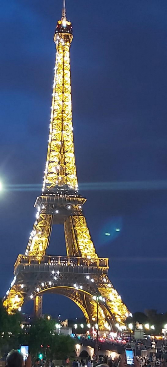 FRANČU DZĪVES ŠARMS ELZASĀ UN PARĪZE