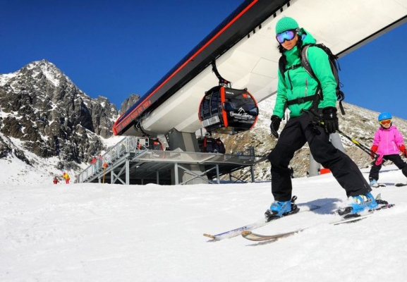 KALNU SLĒPOŠANA SLOVĀKIJĀ AUGSTIE UN ZEMIE TATRI