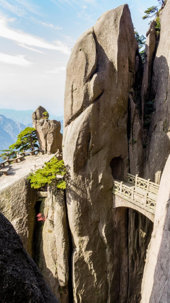 ĶĪNAS DABAS DIMANTU IZLASE – NO ĀZIJAS GLEZNAINĀKAJĀM KALNU AINAVĀM ...