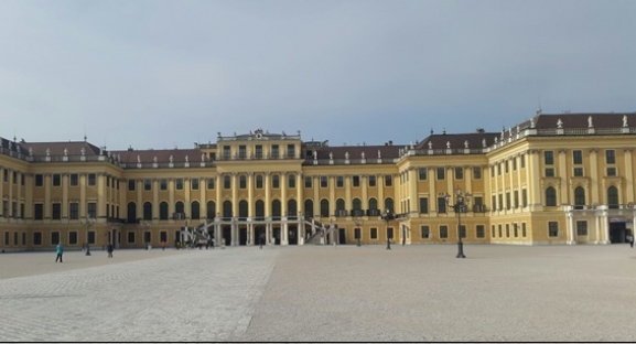 OPERA “DON CARLO“ AR ELĪNU GARANČU, VĪNE UN DONAVAS LOKS