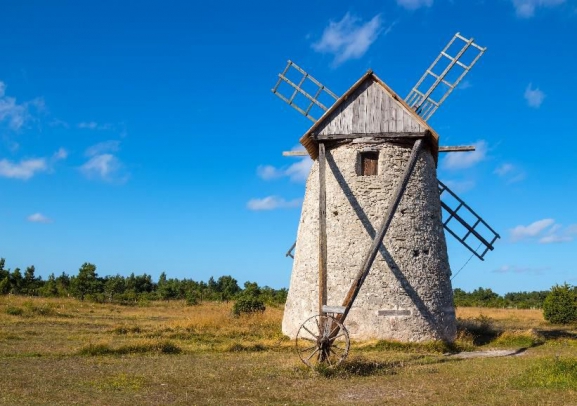 VIDUSLAIKU FESTIVĀLS VIKINGU UN PIRĀTU SALĀ GOTLANDĒ