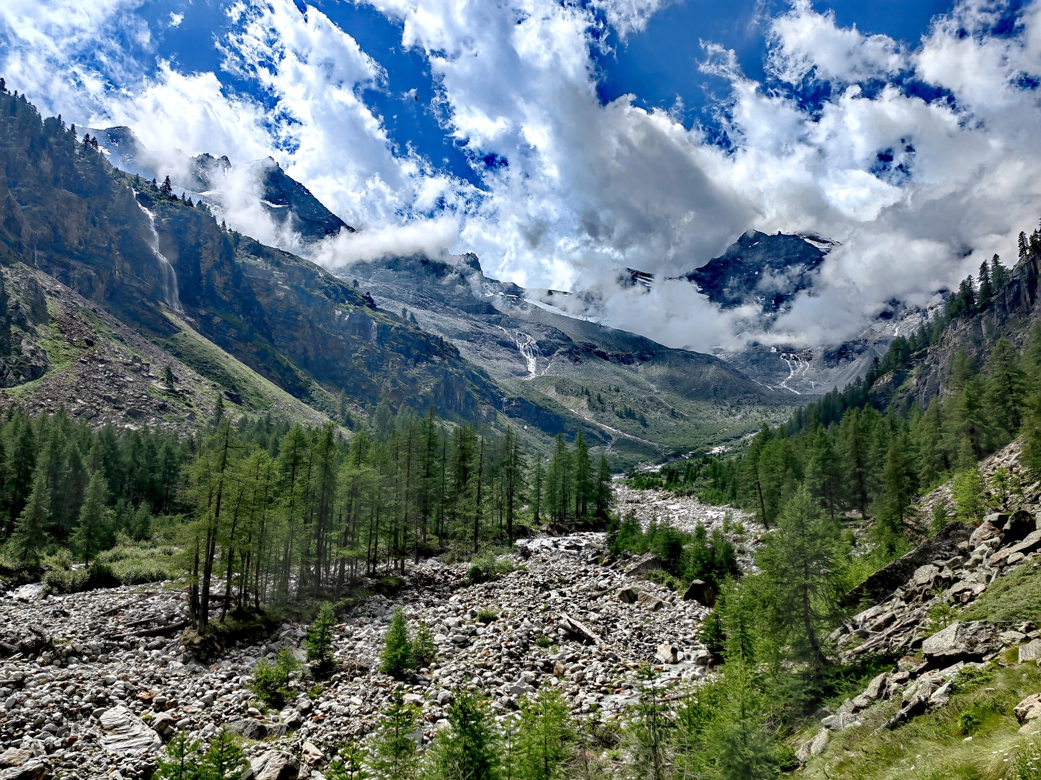 Kalni, upes un aizas – Eiropas Alpu krustpunktā